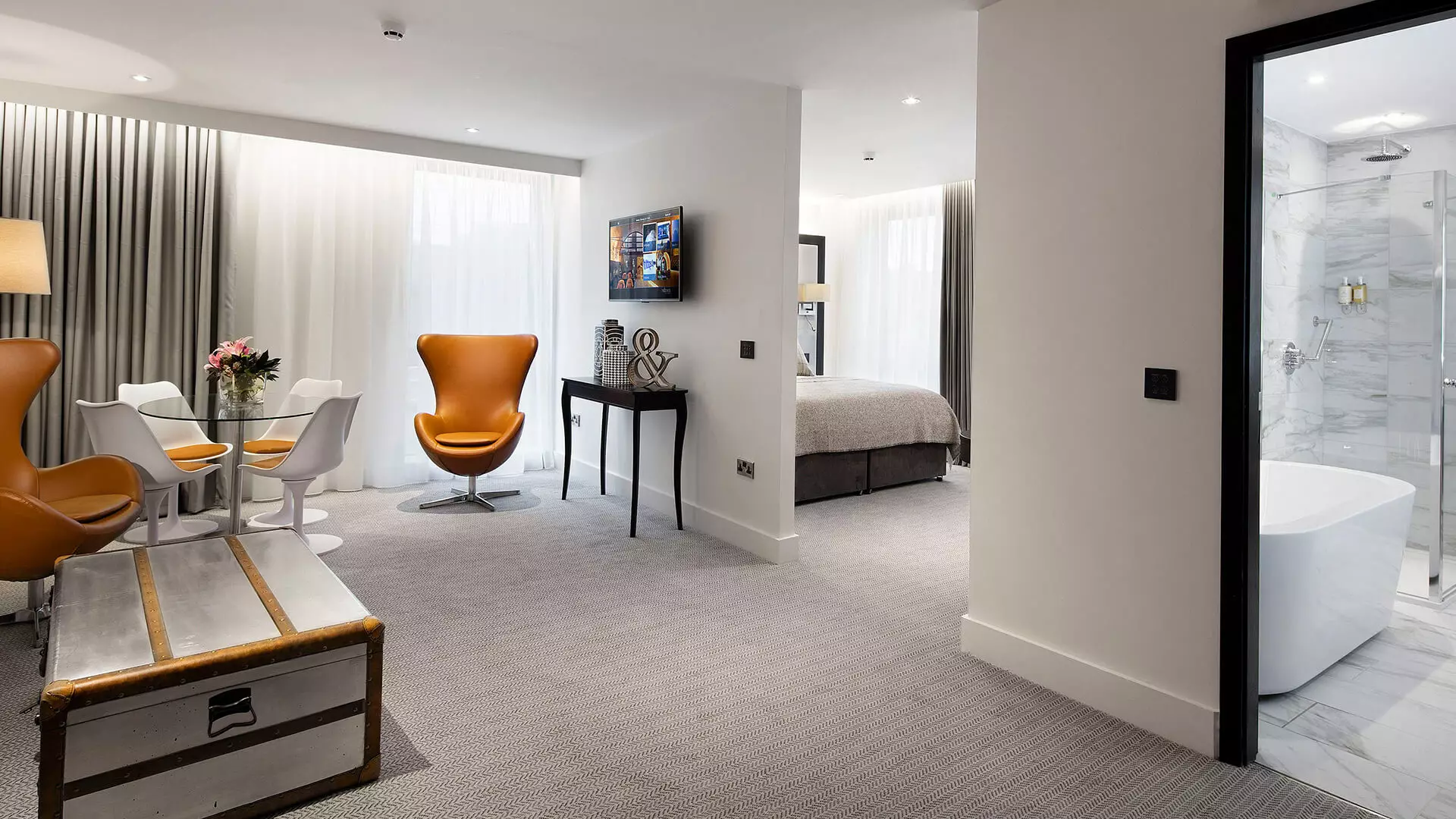 Club Suites | Stay In Dublin City | The Address Connolly Hotel